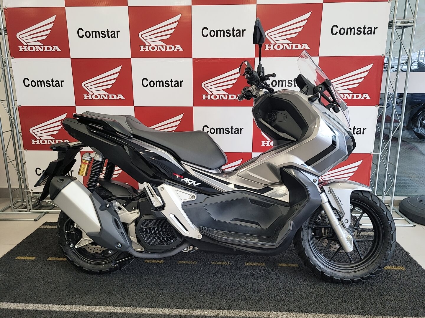 Sua moto seminova com cara de 0KM. – Honda Comstar